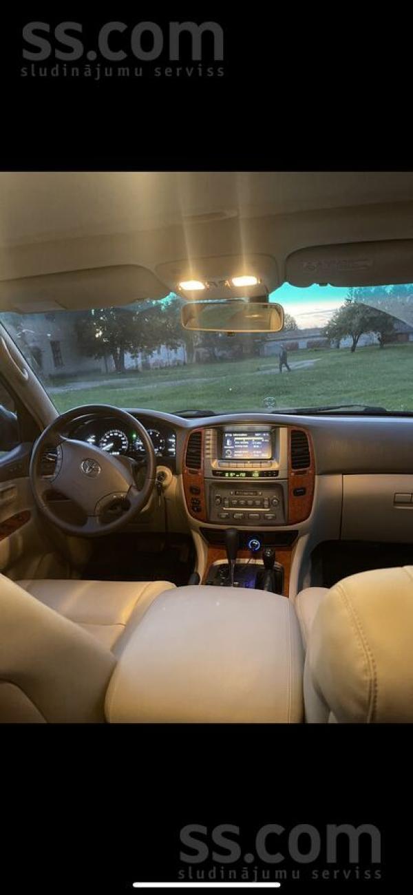 Melns Toyota Land Cruiser 2005 Ludza, ar dzinēja tilpumu 4.20 L un nobraukumu 0 tūkst. km par 13500 €, foto 5 vietnē AUTOMOTO.COM.LV
