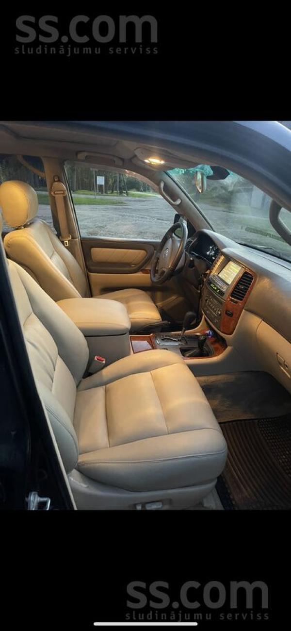 Melns Toyota Land Cruiser 2005 Ludza, ar dzinēja tilpumu 4.20 L un nobraukumu 0 tūkst. km par 13500 €, foto 6 vietnē AUTOMOTO.COM.LV
