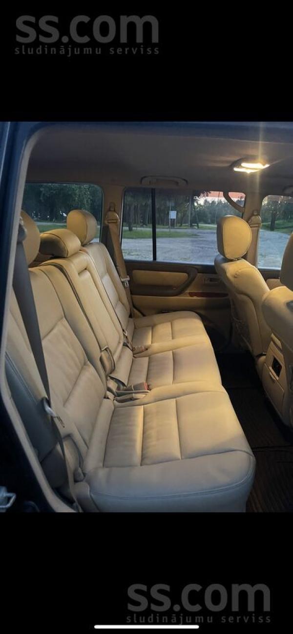 Melns Toyota Land Cruiser 2005 Ludza, ar dzinēja tilpumu 4.20 L un nobraukumu 0 tūkst. km par 13500 €, foto 7 vietnē AUTOMOTO.COM.LV