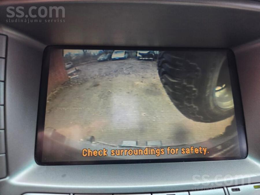 Melns Toyota Land Cruiser 2005 Rīga, ar dzinēja tilpumu 4.20 L un nobraukumu 376 tūkst. km par 18990 €, foto 20 vietnē AUTOMOTO.COM.LV