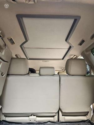Black Toyota Land Cruiser 2005 in Vilnius, with an engine capacity of 2.98 L and mileage of 405 thousand km for 10500 €, photo 8 on AUTOMOTO.COM.LV