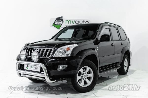 Black Toyota Land Cruiser 2006 in Tallinn, with an engine capacity of 3.00 L and mileage of 279 thousand km for 11990 €, photo 3 on AUTOMOTO.COM.LV