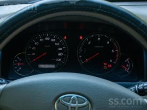 Black Toyota Land Cruiser 2006 in Liepaja, with an engine capacity of 3.00 L and mileage of 440 thousand km for 8000 €, photo 9 on AUTOMOTO.COM.LV
