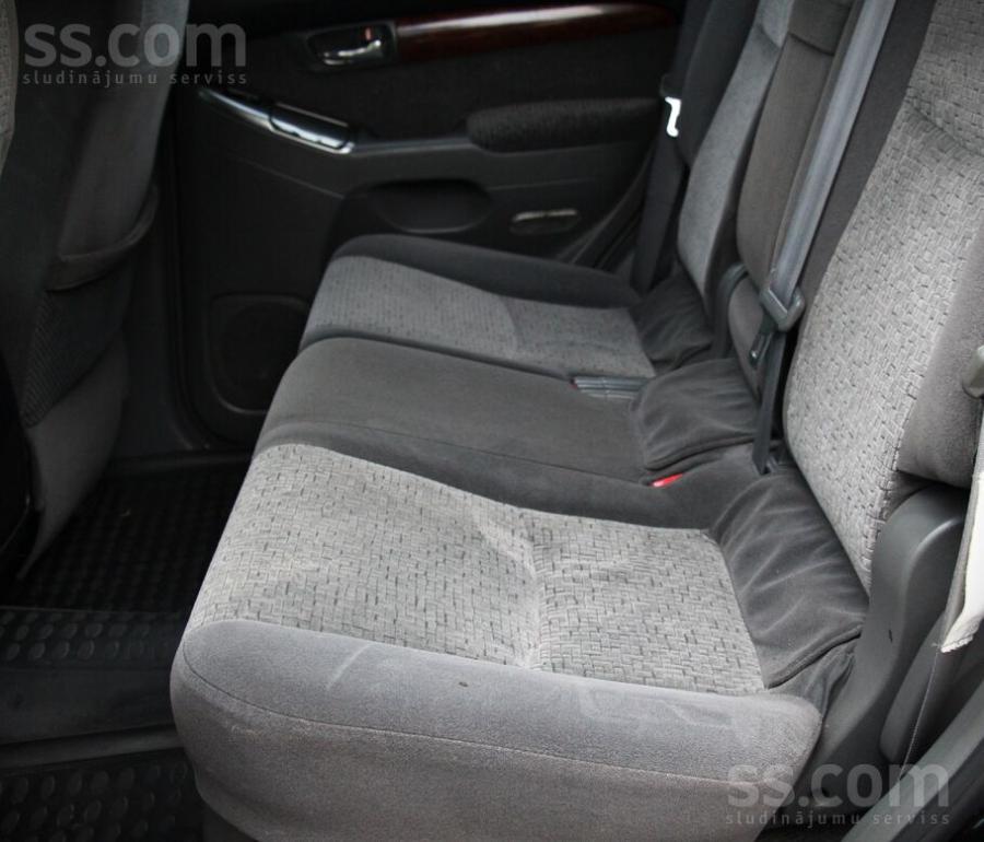 Melns Toyota Land Cruiser 2006 Rēzekne, ar dzinēja tilpumu 3.00 L un nobraukumu 371 tūkst. km par 7995 €, foto 11 vietnē AUTOMOTO.COM.LV