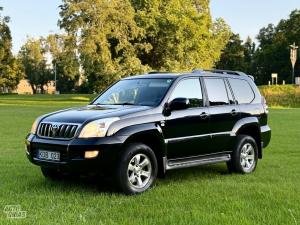 Black Toyota Land Cruiser 2006 in Silute, with an engine capacity of 3.00 L and mileage of 314 thousand km for 7800 €, photo 9 on AUTOMOTO.COM.LV
