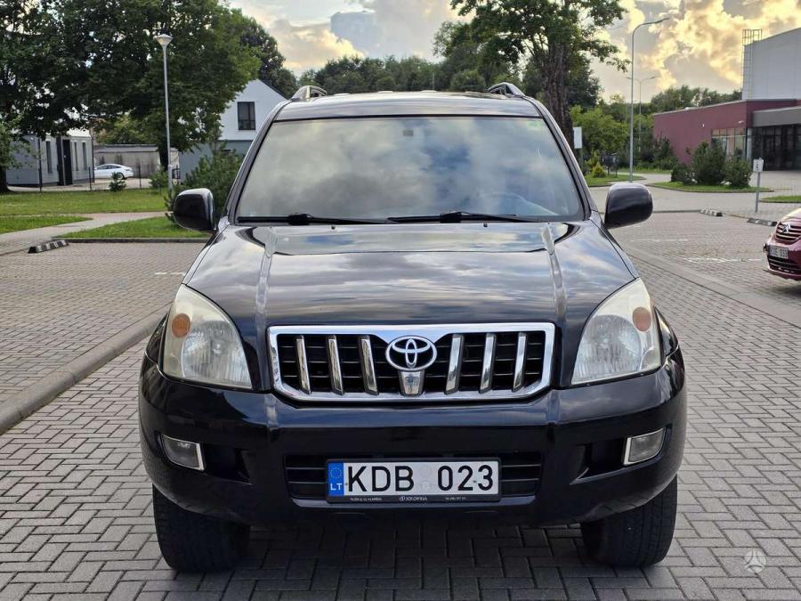 Melns Toyota Land Cruiser 2006 Šilutė, ar dzinēja tilpumu 2.98 L un nobraukumu 317 tūkst. km par 7700 €, foto 12 vietnē AUTOMOTO.COM.LV
