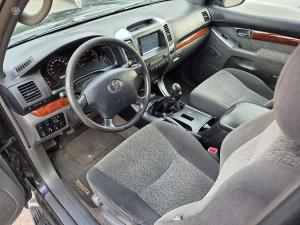 Melns Toyota Land Cruiser 2006 Šilutė, ar dzinēja tilpumu 2.98 L un nobraukumu 317 tūkst. km par 7700 €, foto 32 vietnē AUTOMOTO.COM.LV