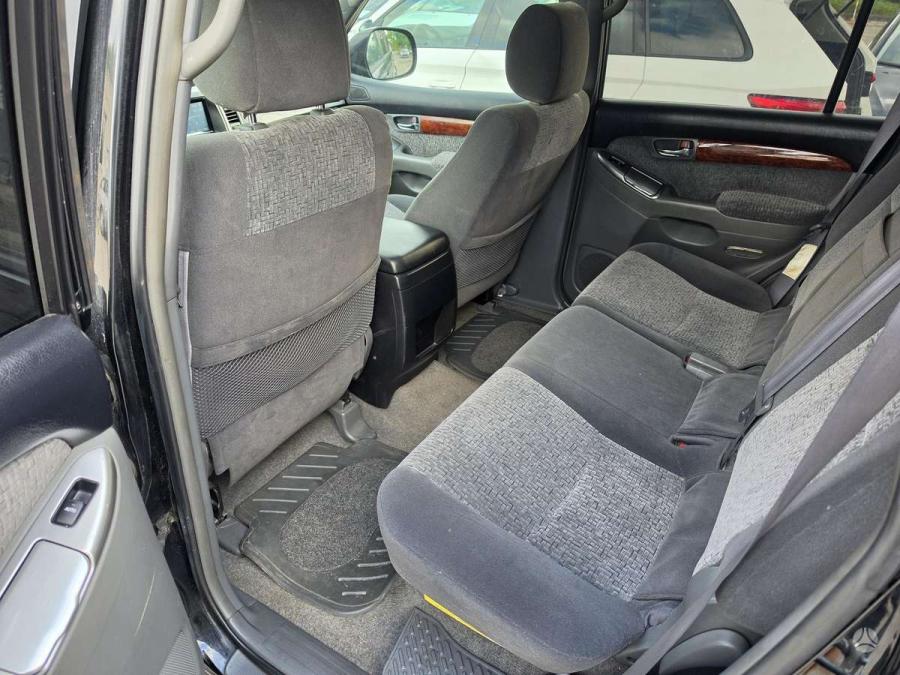 Melns Toyota Land Cruiser 2006 Šilutė, ar dzinēja tilpumu 2.98 L un nobraukumu 317 tūkst. km par 7700 €, foto 33 vietnē AUTOMOTO.COM.LV