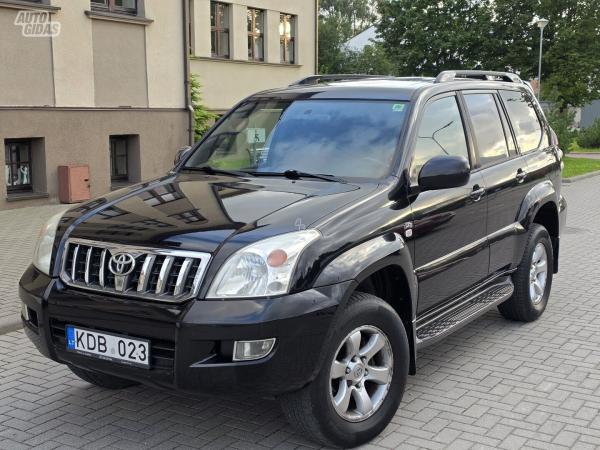 Melns Toyota Land Cruiser 2006 Šilutė, ar dzinēja tilpumu 3.00 L un nobraukumu 317 tūkst. km par 7700 €, foto 1 vietnē AUTOMOTO.COM.LV