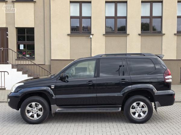 Melns Toyota Land Cruiser 2006 Šilutė, ar dzinēja tilpumu 3.00 L un nobraukumu 317 tūkst. km par 7700 €, foto 4 vietnē AUTOMOTO.COM.LV