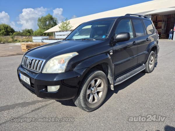 Toyota Land Cruiser 2006 Tallina vietnē Melns Toyota Land Cruiser 2006 Tallina, ar dzinēja tilpumu 3.00 L un nobraukumu 395 tūkst. km par 8000 €, foto 4 vietnē AUTOMOTO.COM.LV