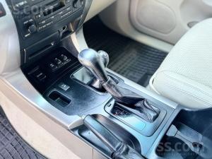 Melns Toyota Land Cruiser 2006 Rīga, ar dzinēja tilpumu 3.00 L un nobraukumu 356 tūkst. km par 9200 €, foto 12 vietnē AUTOMOTO.COM.LV