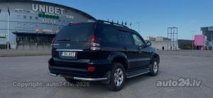 Melns Toyota Land Cruiser 2007 Tallina, ar dzinēja tilpumu 3.00 L un nobraukumu 174 tūkst. km par 16800 €, foto 6 vietnē AUTOMOTO.COM.LV