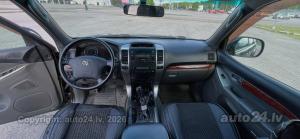 Melns Toyota Land Cruiser 2007 Tallina, ar dzinēja tilpumu 3.00 L un nobraukumu 174 tūkst. km par 16800 €, foto 15 vietnē AUTOMOTO.COM.LV