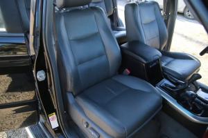 Black Toyota Land Cruiser 2007 in Riga, with an engine capacity of 3.00 L and mileage of 281 thousand km for 9990 €, photo 11 on AUTOMOTO.COM.LV