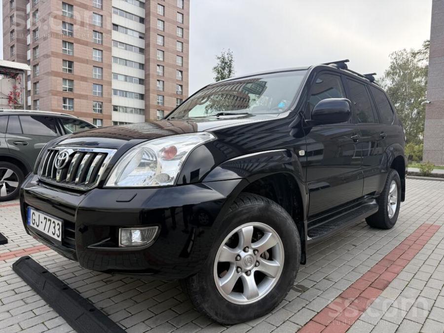 Melns Toyota Land Cruiser 2007 Rīga, ar dzinēja tilpumu 3.00 L un nobraukumu 0 tūkst. km par 17900 €, foto 3 vietnē AUTOMOTO.COM.LV