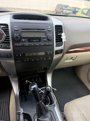 Melns Toyota Land Cruiser 2007 Rīga, ar dzinēja tilpumu 3.00 L un nobraukumu 0 tūkst. km par 17900 €, foto 5 vietnē AUTOMOTO.COM.LV