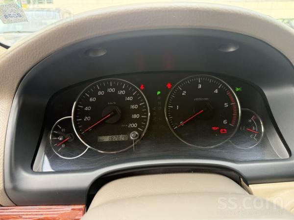 Black Toyota Land Cruiser 2007 in Riga, with an engine capacity of 3.00 L and mileage of 0 thousand km for 17900 €, photo 7 on AUTOMOTO.COM.LV