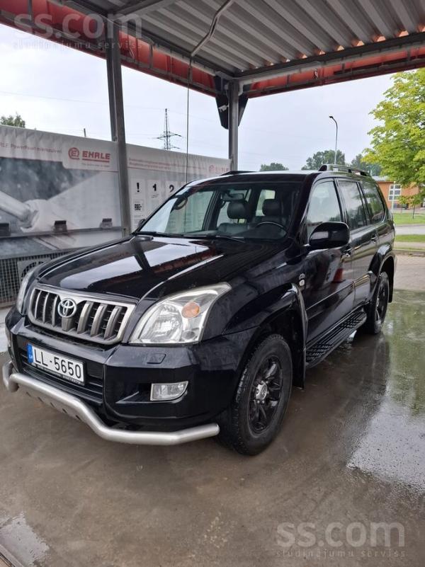 Toyota Land Cruiser 2007 RÄ«ga vietnÄ Melns Toyota Land Cruiser 2007 RÄ«ga, ar dzinÄja tilpumu 3.00 L un nobraukumu 473 tÅ«kst. km par 10000 ā¬, foto 1 vietnÄ AUTOMOTO.COM.LV