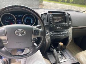 Melns Toyota Land Cruiser 2008 Rīga, ar dzinēja tilpumu 4.50 L un nobraukumu 243 tūkst. km par 19900 €, foto 5 vietnē AUTOMOTO.COM.LV