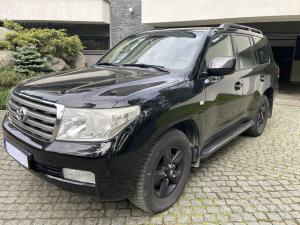 Melns Toyota Land Cruiser 2008 Rīga, ar dzinēja tilpumu 4.50 L un nobraukumu 243 tūkst. km par 19900 €, foto 10 vietnē AUTOMOTO.COM.LV