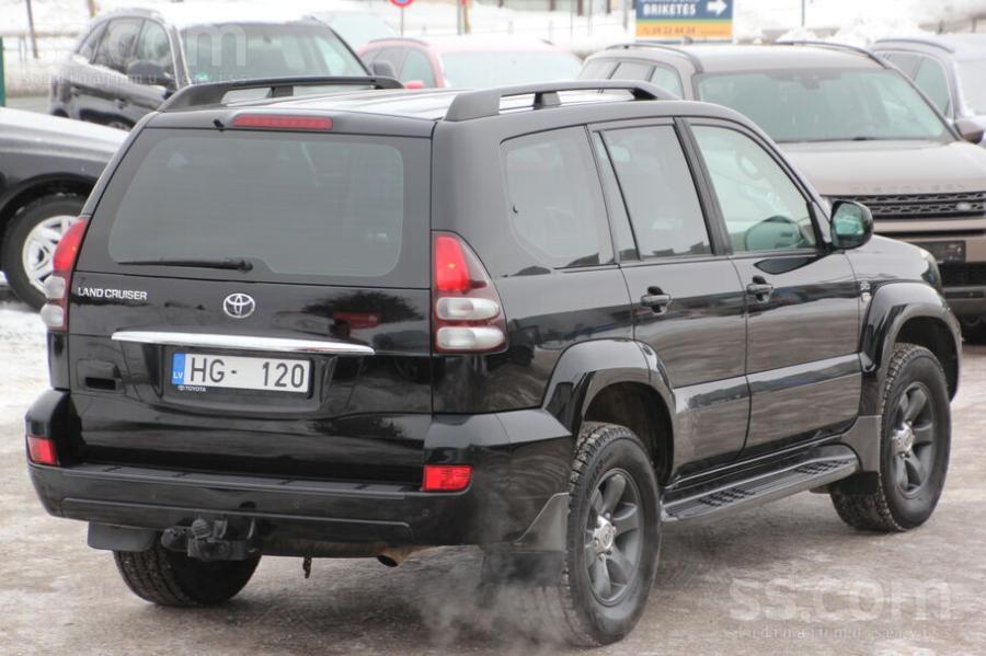 Black Toyota Land Cruiser 2008 in Tukums, with an engine capacity of 3.00 L and mileage of 157 thousand km for 14900 €, photo 32 on AUTOMOTO.COM.LV