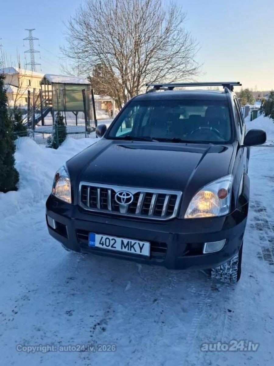 Melns Toyota Land Cruiser 2008 Tallina, ar dzinēja tilpumu 3.00 L un nobraukumu 369 tūkst. km par 10999 €, foto 9 vietnē AUTOMOTO.COM.LV
