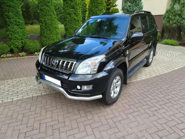 Black Toyota Land Cruiser 2008 in Vilnius, with an engine capacity of 2.98 L and mileage of 231 thousand km for 14800 €, photo 1 on AUTOMOTO.COM.LV