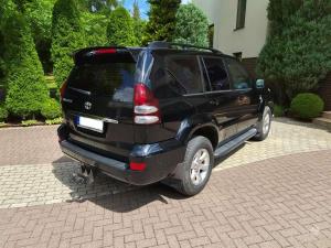 Black Toyota Land Cruiser 2008 in Vilnius, with an engine capacity of 2.98 L and mileage of 231 thousand km for 14800 €, photo 4 on AUTOMOTO.COM.LV