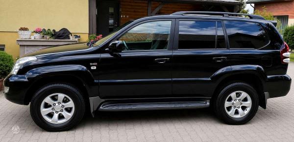 Melns Toyota Land Cruiser 2008 Gargždai, ar dzinēja tilpumu 2.98 L un nobraukumu 334 tūkst. km par 12000 €, foto 1 vietnē AUTOMOTO.COM.LV