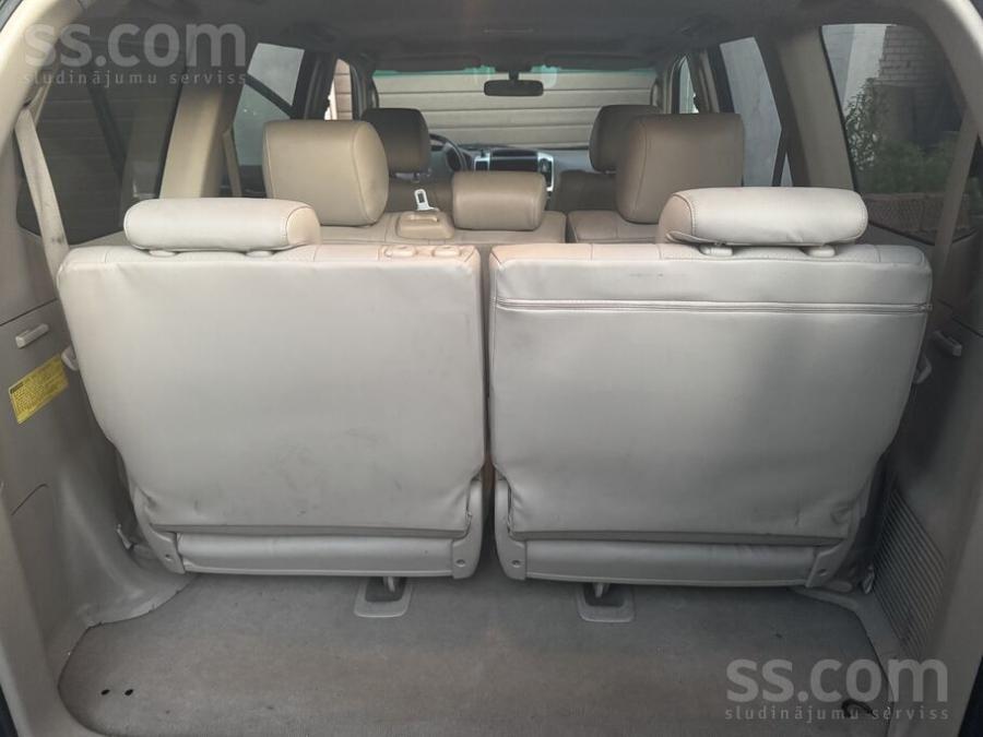 Melns Toyota Land Cruiser 2008 Daugavpils, ar dzinēja tilpumu 3.00 L un nobraukumu 298 tūkst. km par 11900 €, foto 4 vietnē AUTOMOTO.COM.LV
