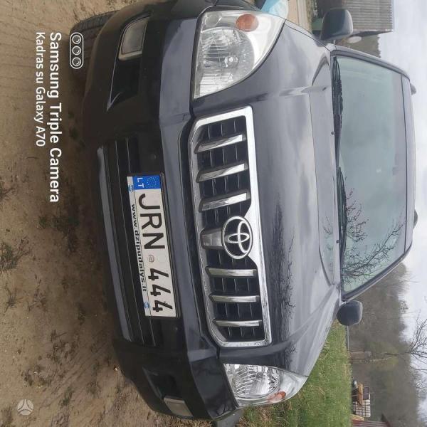 Black Toyota Land Cruiser 2008 in Vilnius, with an engine capacity of 3.00 L and mileage of 0 thousand km for 9000 €, photo 3 on AUTOMOTO.COM.LV