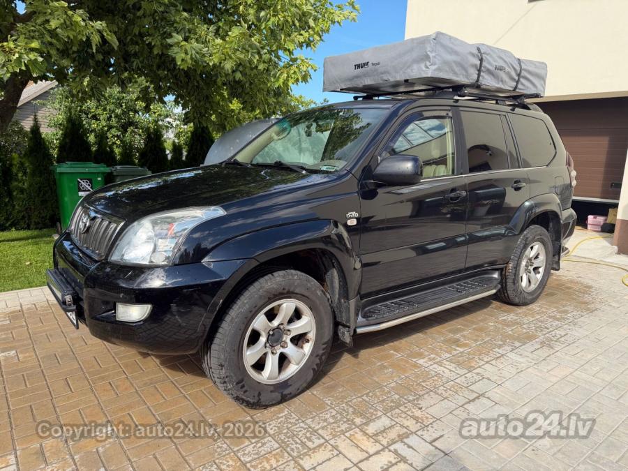 Black Toyota Land Cruiser 2009 in Narva, with an engine capacity of 3.00 L and mileage of 428 thousand km for 9900 €, photo 1 on AUTOMOTO.COM.LV