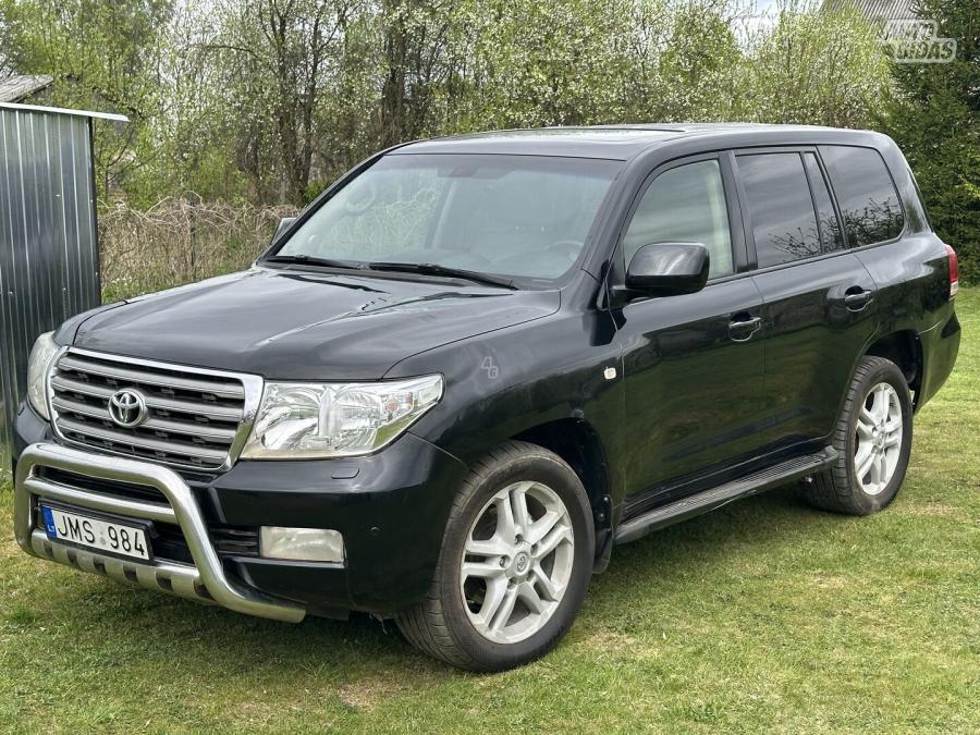 Melns Toyota Land Cruiser 2010 Jonava, ar dzinēja tilpumu 4.50 L un nobraukumu 450 tūkst. km par 9100 €, foto 3 vietnē AUTOMOTO.COM.LV