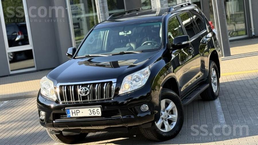 Black Toyota Land Cruiser 2011 in Jurmala, with an engine capacity of 3.00 L and mileage of 0 thousand km for 19950 €, photo 1 on AUTOMOTO.COM.LV