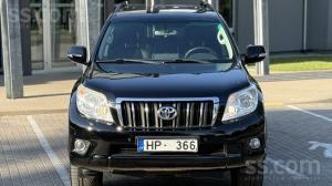 Black Toyota Land Cruiser 2011 in Jurmala, with an engine capacity of 3.00 L and mileage of 0 thousand km for 19950 €, photo 7 on AUTOMOTO.COM.LV