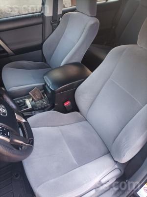 Melns Toyota Land Cruiser 2011 Saldus, ar dzinēja tilpumu 3.00 L un nobraukumu 286 tūkst. km par 21500 €, foto 9 vietnē AUTOMOTO.COM.LV