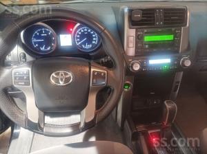 Melns Toyota Land Cruiser 2011 Saldus, ar dzinēja tilpumu 3.00 L un nobraukumu 286 tūkst. km par 21500 €, foto 14 vietnē AUTOMOTO.COM.LV