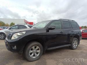 Melns Toyota Land Cruiser 2011 Daugavpils, ar dzinēja tilpumu 3.00 L un nobraukumu 0 tūkst. km par 18200 €, foto 5 vietnē AUTOMOTO.COM.LV