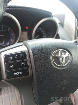 Melns Toyota Land Cruiser 2011 Daugavpils, ar dzinēja tilpumu 3.00 L un nobraukumu 0 tūkst. km par 18200 €, foto 21 vietnē AUTOMOTO.COM.LV