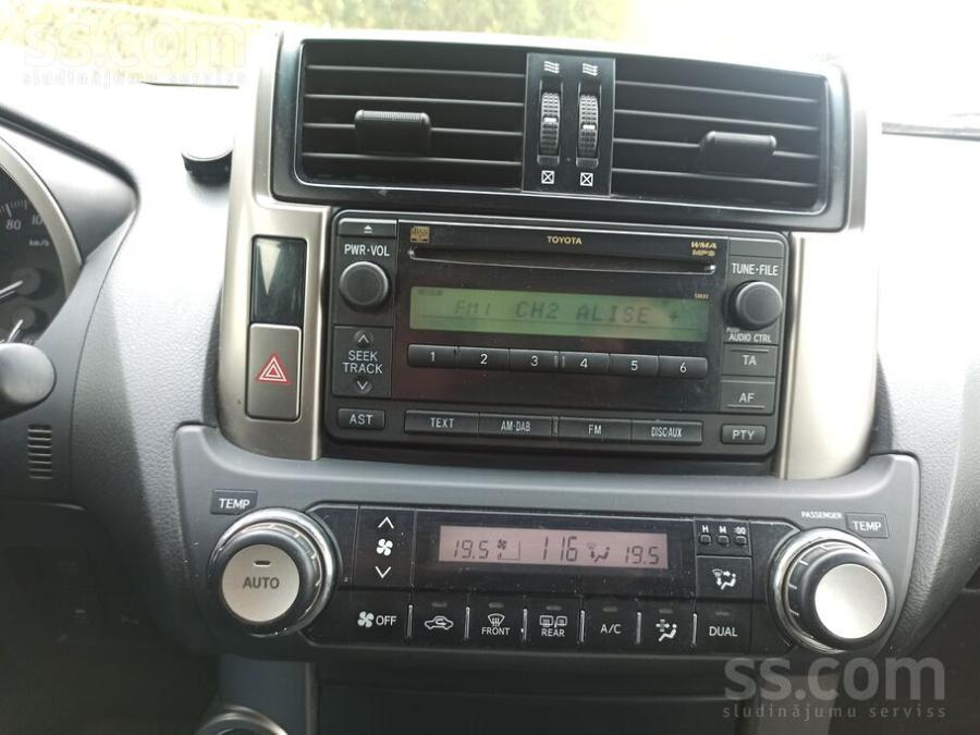Melns Toyota Land Cruiser 2011 Daugavpils, ar dzinēja tilpumu 3.00 L un nobraukumu 0 tūkst. km par 18200 €, foto 23 vietnē AUTOMOTO.COM.LV