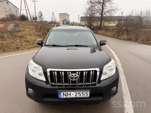 Black Toyota Land Cruiser 2013 in Rezekne, with an engine capacity of 3.00 L and mileage of 0 thousand km for 21500 €, photo 6 on AUTOMOTO.COM.LV