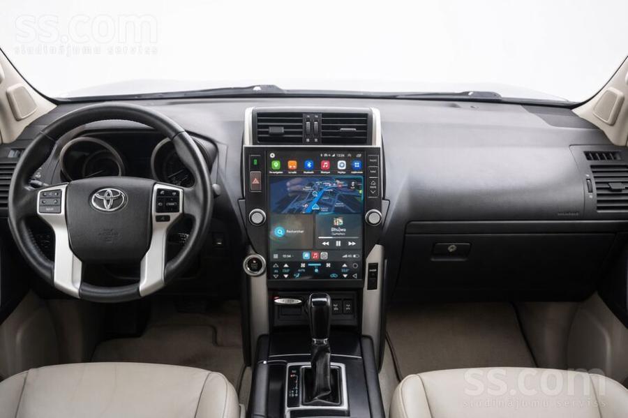 Melns Toyota Land Cruiser 2013 Tallina, ar dzinēja tilpumu 3.00 L un nobraukumu 202 tūkst. km par 27490 €, foto 11 vietnē AUTOMOTO.COM.LV