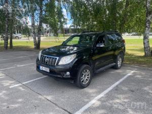Black Toyota Land Cruiser 2013 in Riga, with an engine capacity of 3.00 L and mileage of 206 thousand km for 23990 €, photo  on AUTOMOTO.COM.LV