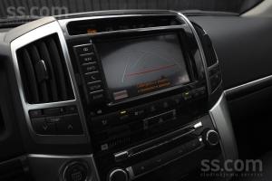Melns Toyota Land Cruiser 2013 Jelgava, ar dzinēja tilpumu 4.50 L un nobraukumu 441 tūkst. km par 29000 €, foto 18 vietnē AUTOMOTO.COM.LV