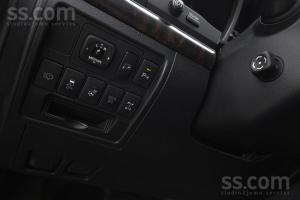 Melns Toyota Land Cruiser 2013 Jelgava, ar dzinēja tilpumu 4.50 L un nobraukumu 441 tūkst. km par 29000 €, foto 23 vietnē AUTOMOTO.COM.LV