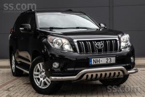 Melns Toyota Land Cruiser 2013 Ogre, ar dzinēja tilpumu 3.00 L un nobraukumu 265 tūkst. km par 21000 €, foto 5 vietnē AUTOMOTO.COM.LV