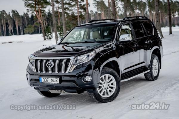 Melns Toyota Land Cruiser 2014 Pērnava, ar dzinēja tilpumu 3.00 L un nobraukumu 157 tūkst. km par 31500 €, foto 1 vietnē AUTOMOTO.COM.LV