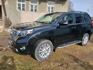 Melns Toyota Land Cruiser 2014 Tallina, ar dzinēja tilpumu 3.00 L un nobraukumu 0 tūkst. km par 28000 €, foto 4 vietnē AUTOMOTO.COM.LV