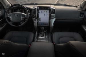 Melns Toyota Land Cruiser 2015 Jelgava, ar dzinēja tilpumu 4.46 L un nobraukumu 229 tūkst. km par 43000 €, foto 13 vietnē AUTOMOTO.COM.LV